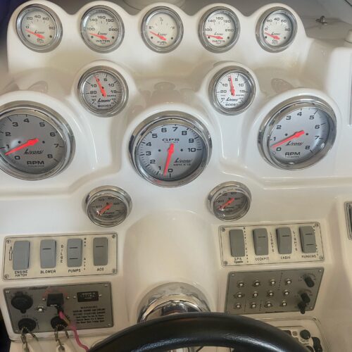 Hallett 335 MID CABIN – Personal Water Craft – The Toy Syndicate